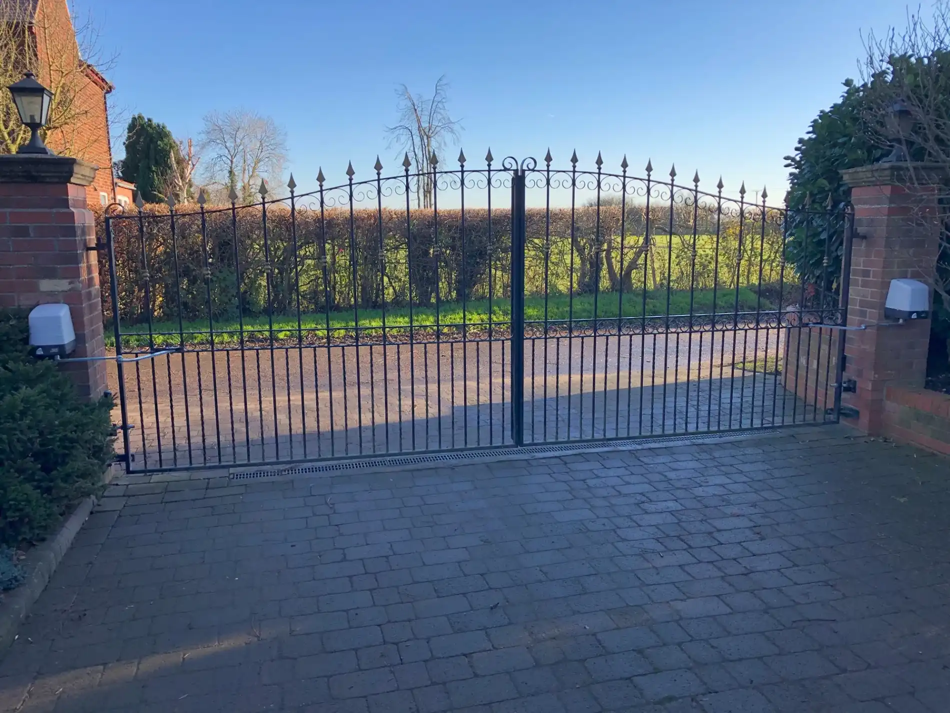 Electric Gates in Scunthorpe, GSM Intercoms in Scunthorpe