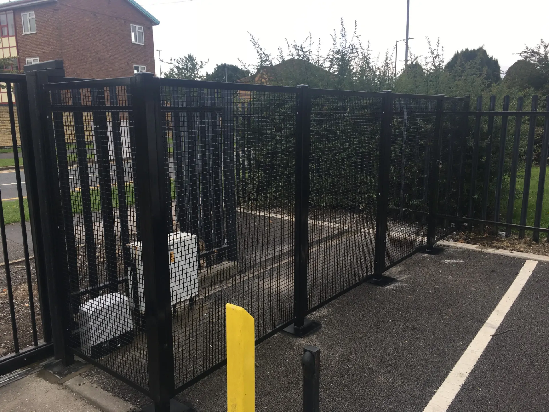 Electric Gates in Scunthorpe, GSM Intercoms in Scunthorpe